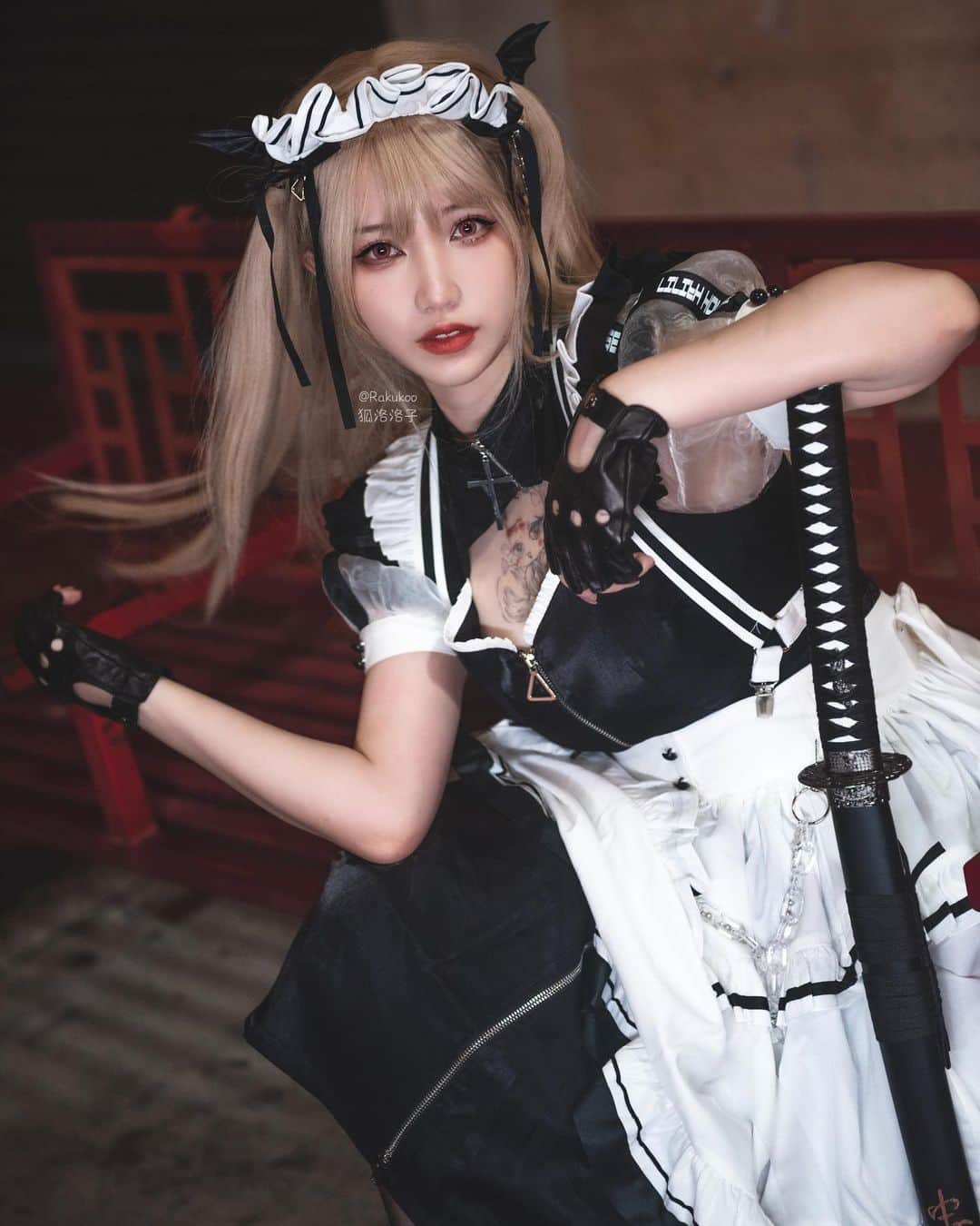 犬神洛洛子さんのインスタグラム写真 - (犬神洛洛子Instagram)「🩶CYBER MAID⚔️ 📷 @nshukiriko thx ...