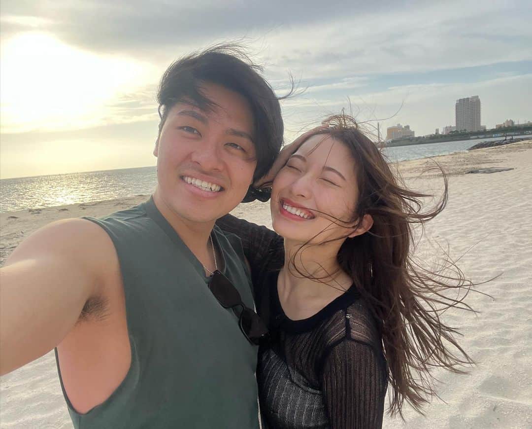 華金カップルさんのインスタグラム写真 - (華金カップルInstagram)「写真撮る時基本暴風やった日💁🏻‍♂️🌪️♡」8月2日 21時54 ...