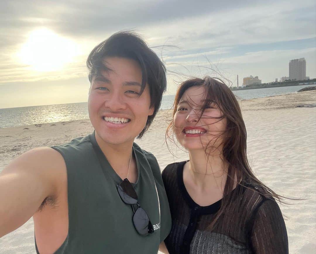 華金カップルさんのインスタグラム写真 - (華金カップルInstagram)「写真撮る時基本暴風やった日💁🏻‍♂️🌪️♡」8月2日 21時54 ...