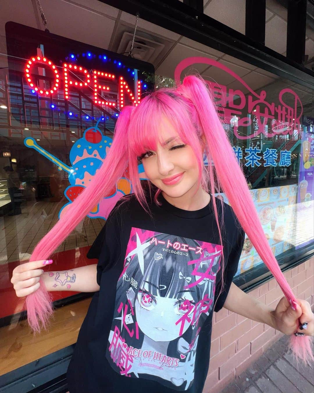 ナタリアなっちゃんさんのインスタグラム - (ナタリアなっちゃん@itspinkii)