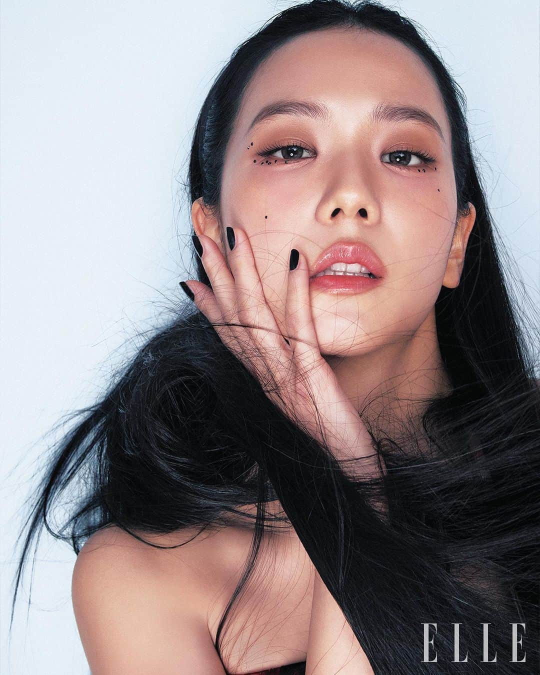 クリスチャンディオールさんのインスタグラム写真 - (クリスチャンディオールInstagram)「Fronting the August issue of @ElleKorea ...