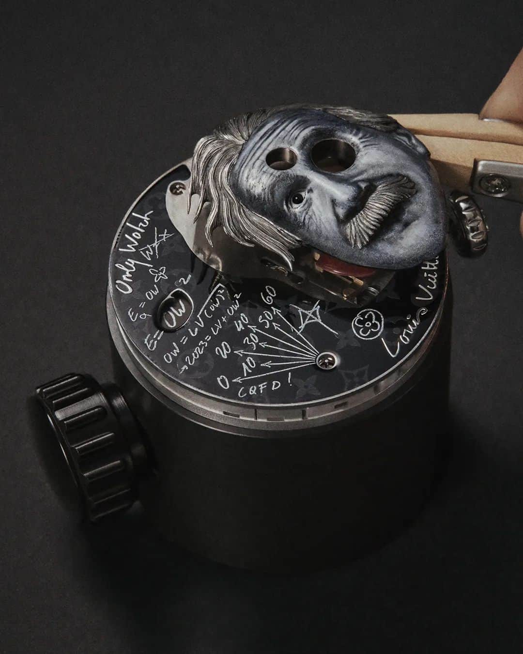 ルイ・ヴィトンさんのインスタグラム写真 - (ルイ・ヴィトンInstagram)「Tambour Einstein Automata Only Watch 2023. Meticulously ...