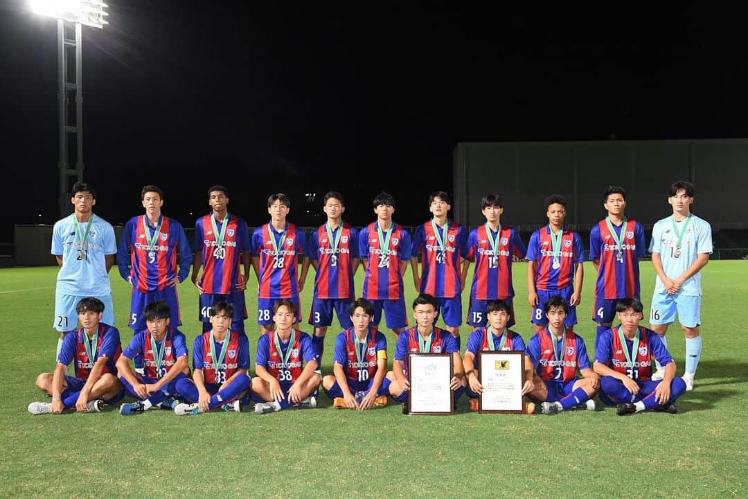 FC東京オフィシャルグッズさんのインスタグラム写真 - (FC東京オフィシャルグッズInstagram)「🔵🔴 PK戦の末の準優勝。 それでも1試合1試合で見せた成長、決勝での粘り強さは感動 ...