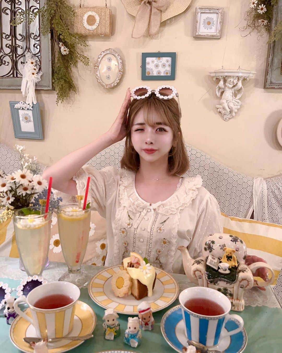 エリンコさんのインスタグラム写真 - (エリンコInstagram)「🌼🐝 . @midorifukasawa ちゃんと @cafe ...