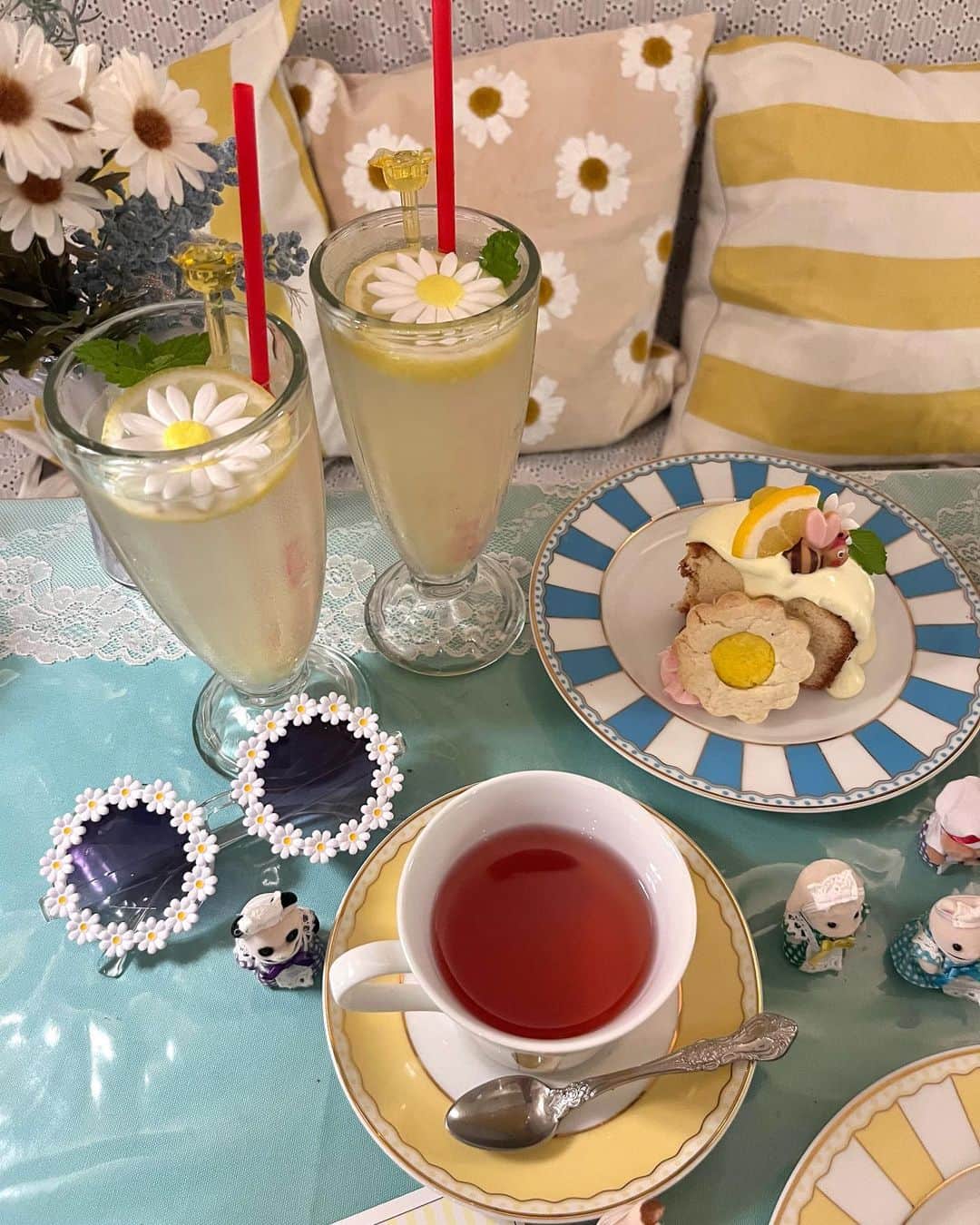 エリンコさんのインスタグラム写真 - (エリンコInstagram)「🌼🐝 . @midorifukasawa ちゃんと @cafe ...