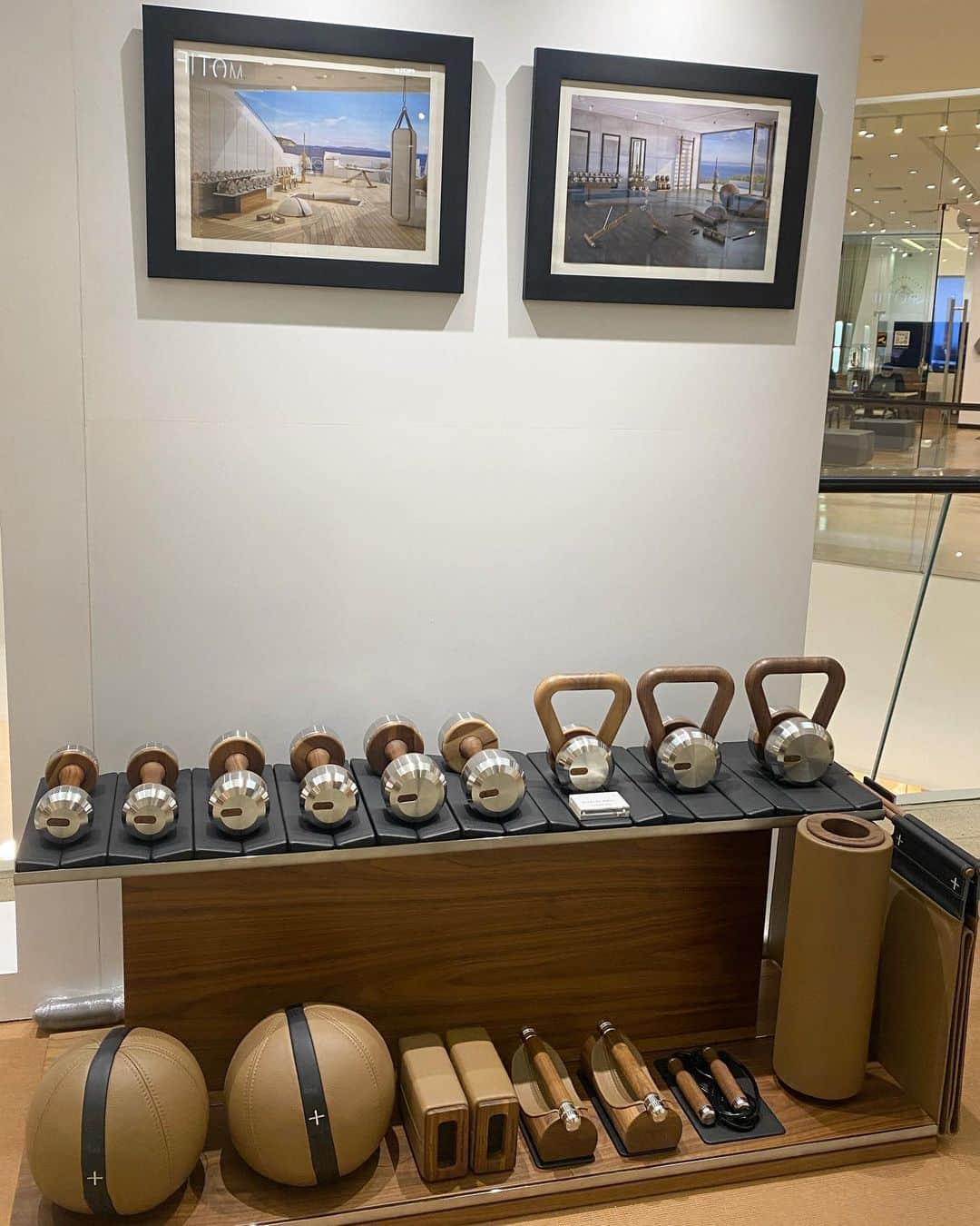 GYEON SEOさんのインスタグラム写真 - (GYEON SEOInstagram)「_* 🤓🐶💉🦖🥦 . . #รวมมิตร」8月3日 ...