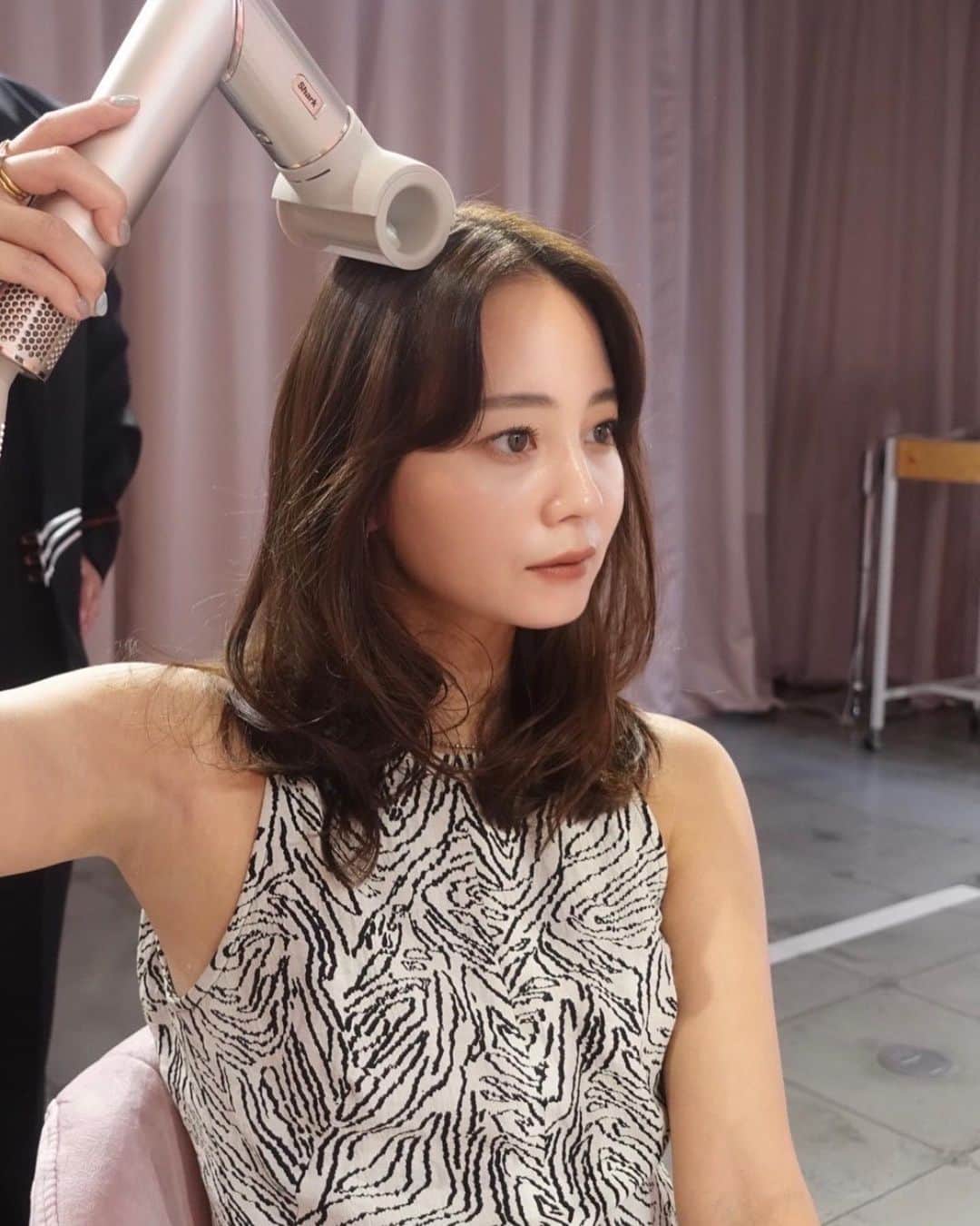 NANAMIさんのインスタグラム写真 - (NANAMIInstagram)「日本初上陸のShark BEAUTYの体験会に 招待していただきました💗 新発売するShark FlexStyle ...