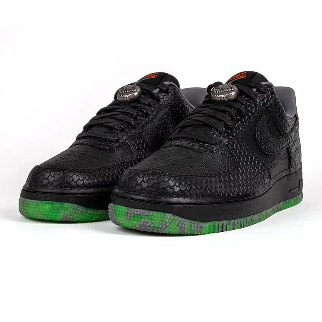 HYPEBEASTさんのインスタグラム写真 - (HYPEBEASTInstagram)「@hypebeastkicks: Halloween ...