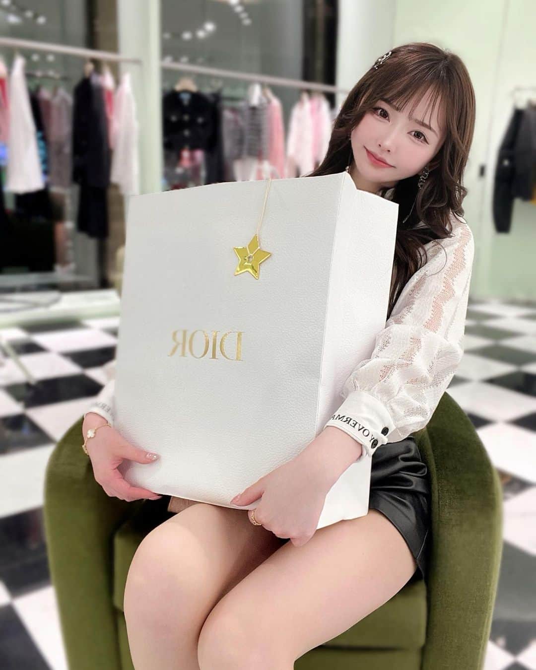 Rinkaさんのインスタグラム写真 Rinkainstagram 「おかいものの日👜♡ 」8月4日 2時04分 Rinka 716