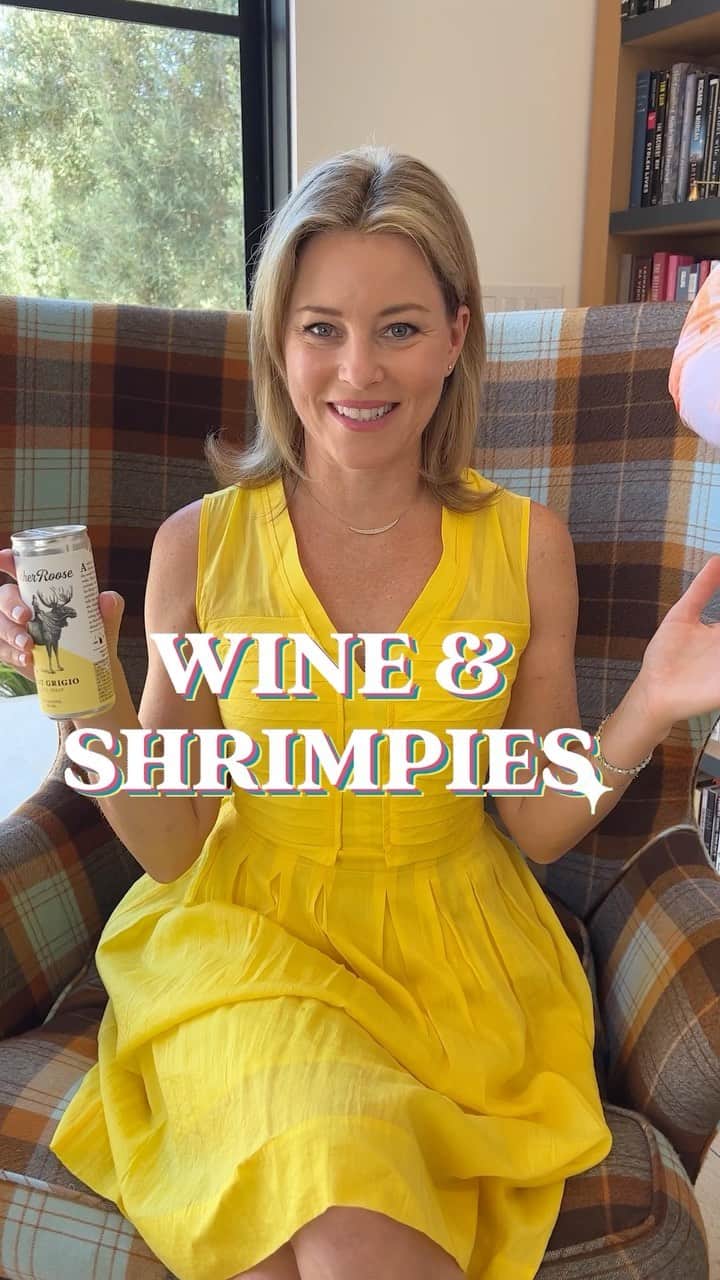 エリザベス・バンクスさんのインスタグラム動画 - (エリザベス・バンクスInstagram)「WINE & SHRIMPIES GIVEAWAY🍷🦐 There’s still time to ...