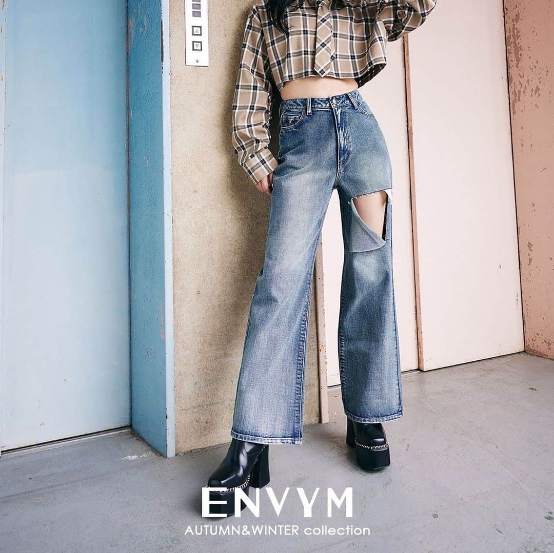 ENVYMさんのインスタグラム写真 - (ENVYMInstagram)「【𝟐𝟎𝟐𝟑 𝐀𝐔𝐓𝐔𝐌𝐍&𝐖𝐈𝐍𝐓𝐄𝐑 𝐜𝐨𝐥𝐥𝐞𝐜𝐭𝐢𝐨𝐧】 ⁡ ENVYM AUTUMN&WINTER ...