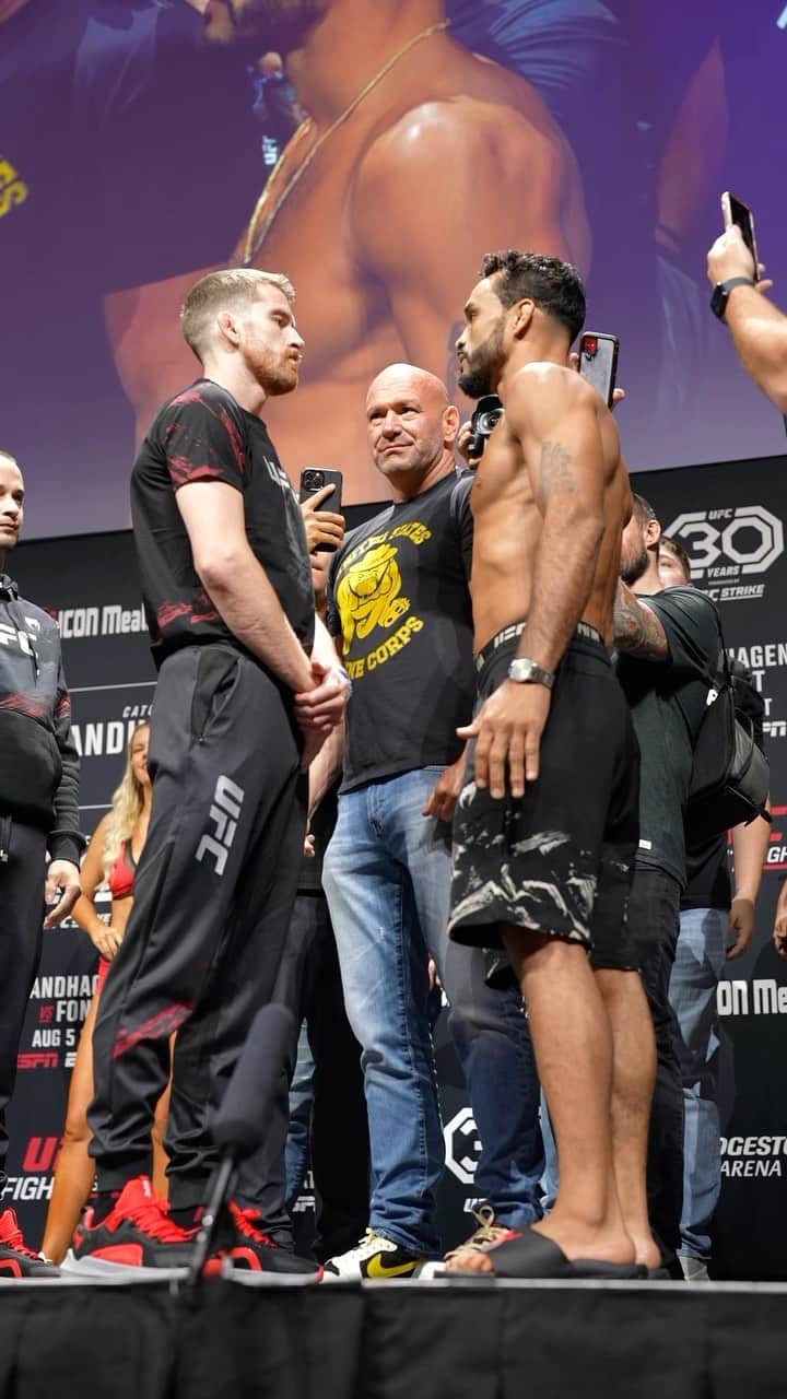 UFCさんのインスタグラム動画 - (UFCInstagram)「Two of bantamweight’s BEST strikers ...