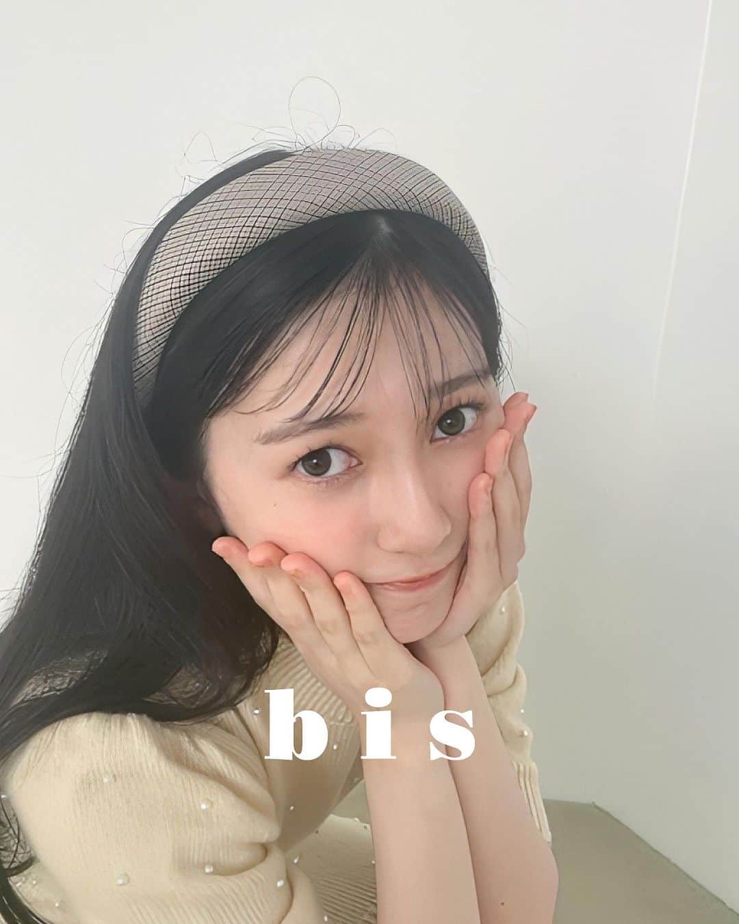bis_web bis [ビス] さんのインスタグラム写真 - (bis_web bis [ビス] Instagram)「𓊆 𝐐 & 𝐀 𝐩𝐚𝐫𝐭.𝟏 𓊇 発売中の《#bis9月号》に 初登場 ...