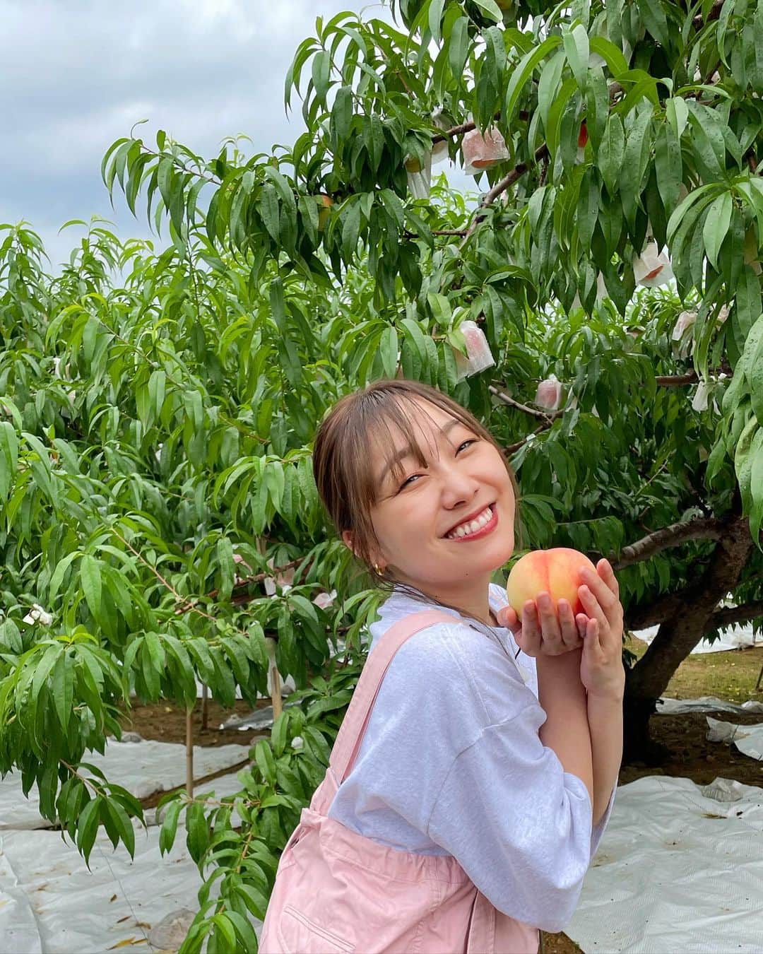 須田亜香里さんのインスタグラム写真 須田亜香里instagram 「今年初の桃は愛知の桃🍑 枝豆の美味しい茹で方や保存法も教えてもらって