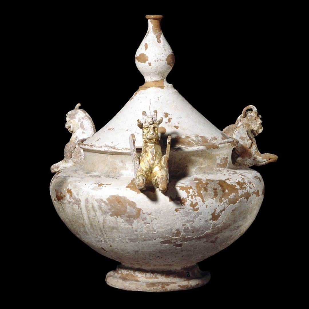 大英博物館さんのインスタグラム写真 - (大英博物館Instagram)「 All that glitters is not gold We ...