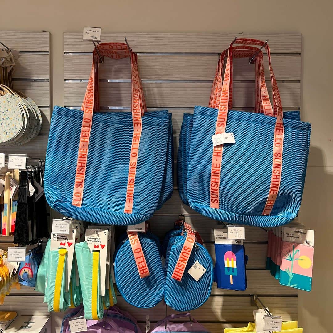 Flying Tiger Japanさんのインスタグラム写真 - (Flying Tiger JapanInstagram)「今年の夏は旅行に ...