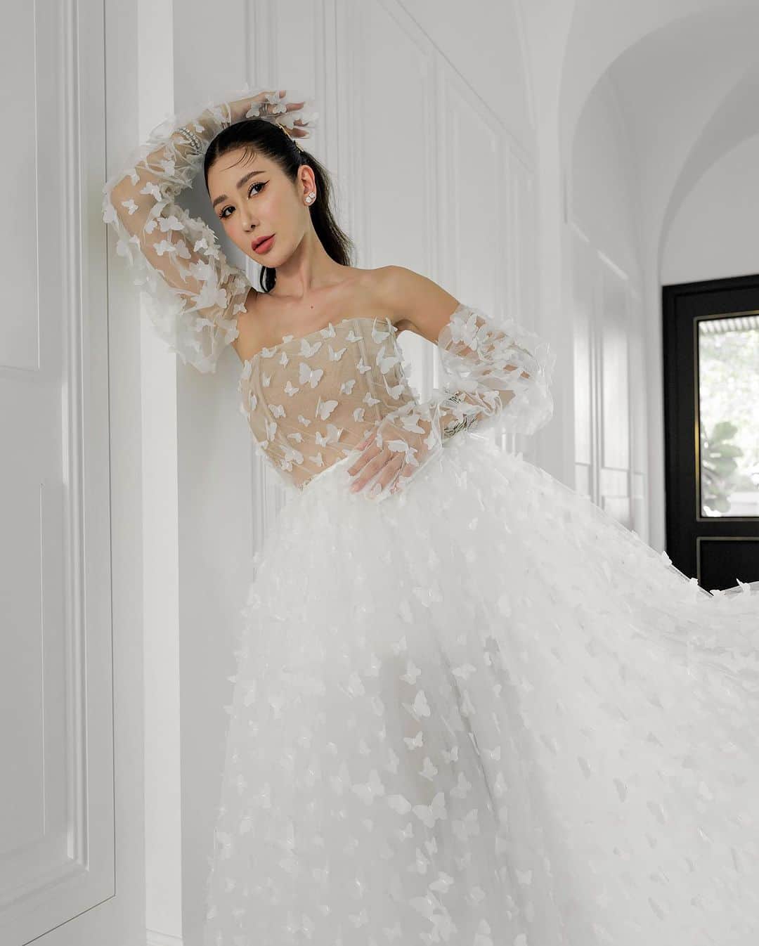 ジェイミー・チュアさんのインスタグラム写真 - (ジェイミー・チュアInstagram)「🦋 Chasing butterflies.」8月6 ...