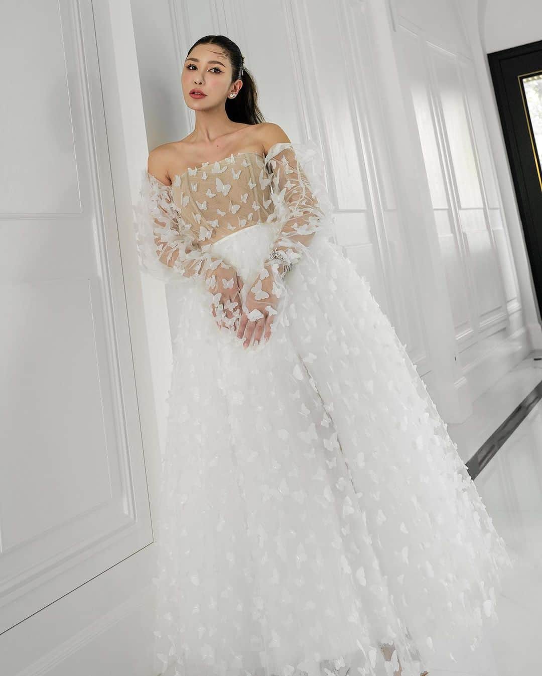 ジェイミー・チュアさんのインスタグラム写真 - (ジェイミー・チュアInstagram)「🦋 Chasing butterflies.」8月6 ...