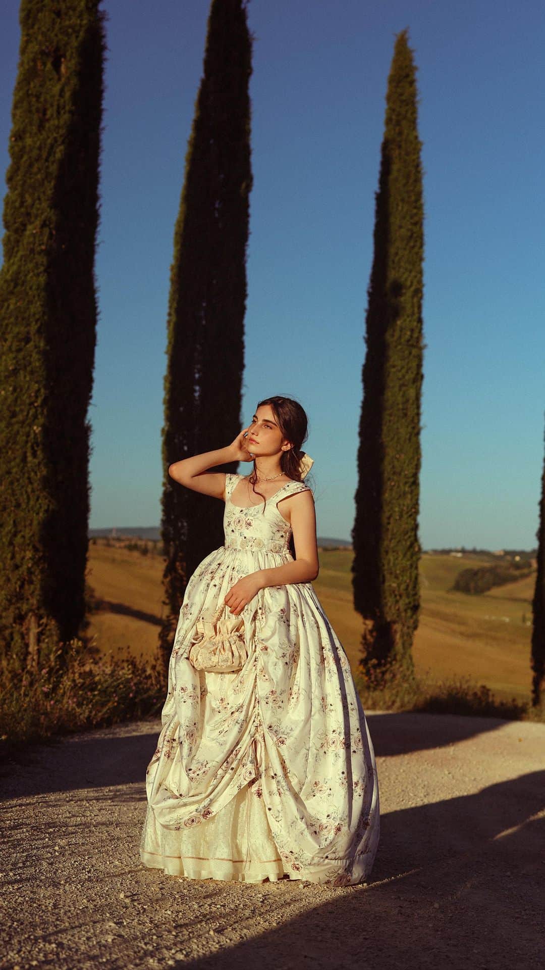 Laertaさんのインスタグラム動画 - (LaertaInstagram)「We wanted to introduce you to ...