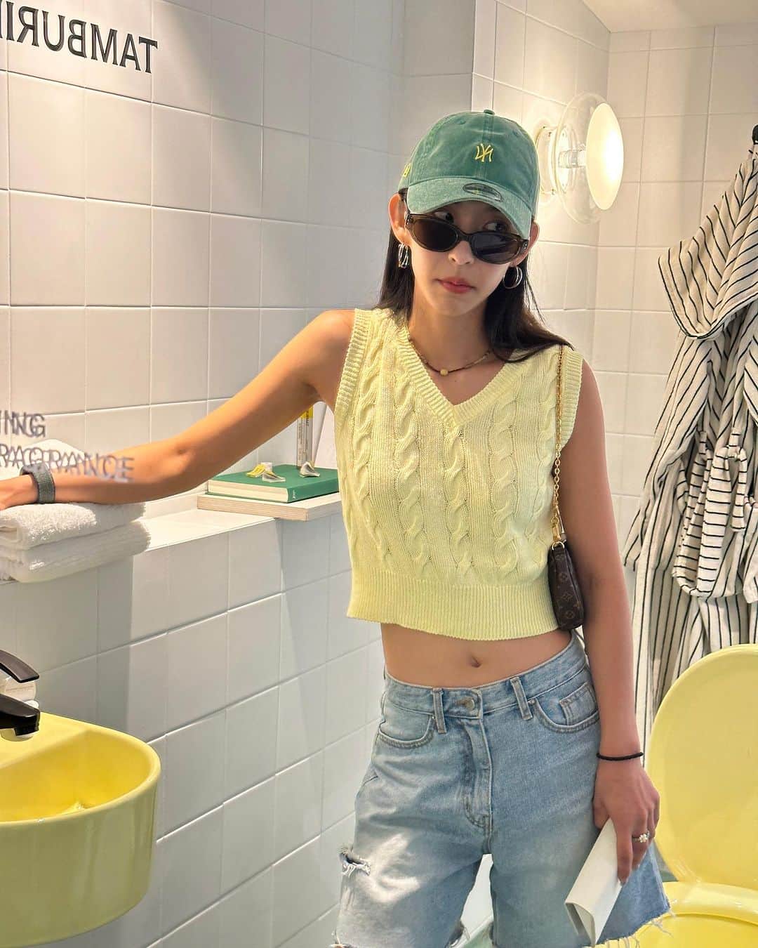 MINA MYOUNGさんのインスタグラム写真 - (MINA MYOUNGInstagram)「집순이의 마실day」8月6日 19時20分 ...