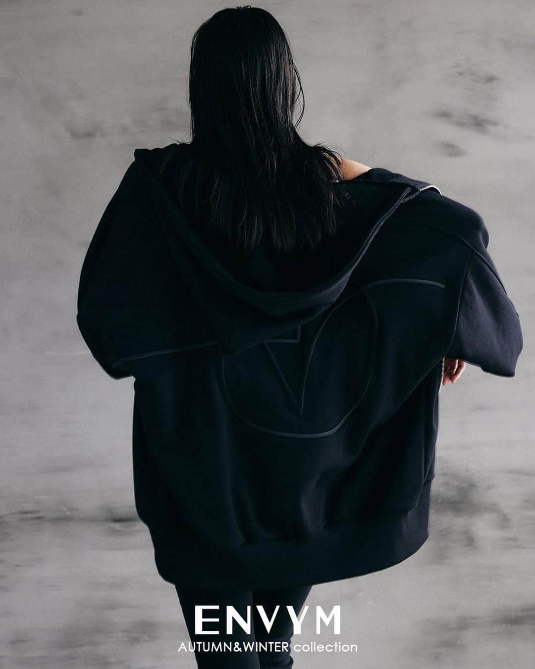 ENVYMさんのインスタグラム写真 - (ENVYMInstagram)「【𝟐𝟎𝟐𝟑 𝐀𝐔𝐓𝐔𝐌𝐍&𝐖𝐈𝐍𝐓𝐄𝐑 𝐜𝐨𝐥𝐥𝐞𝐜𝐭𝐢𝐨𝐧】 ⁡ ENVYM AUTUMN&WINTER ...