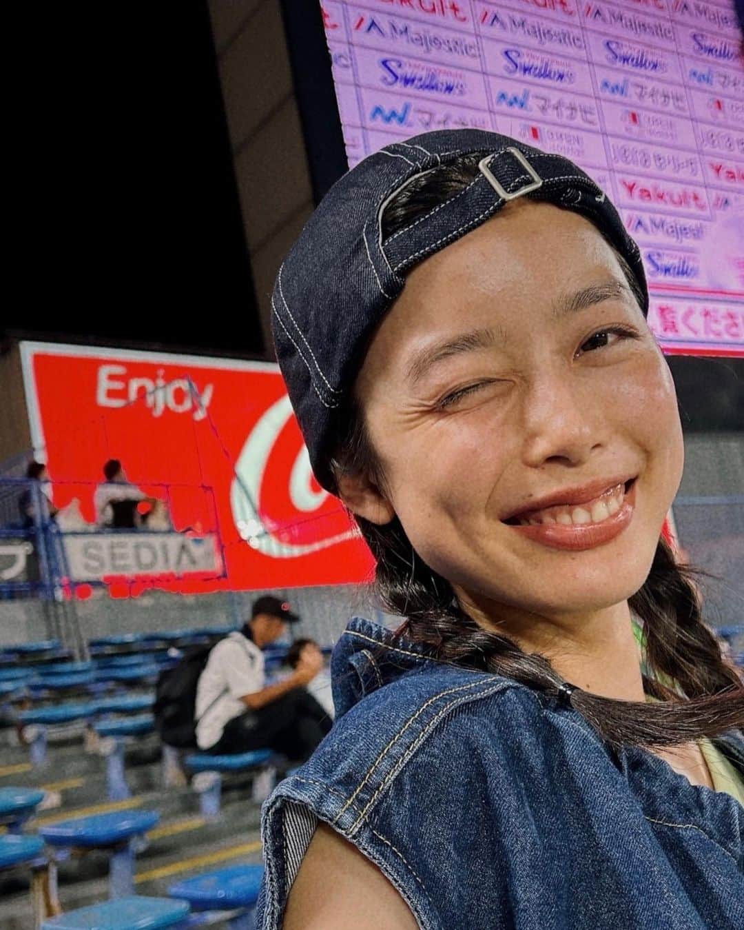 吉倉あおいさんのインスタグラム写真 吉倉あおいinstagram 「夏といえば！神宮球場で野球観戦！ 今年は声出しも解禁だし心躍る熱気🔥