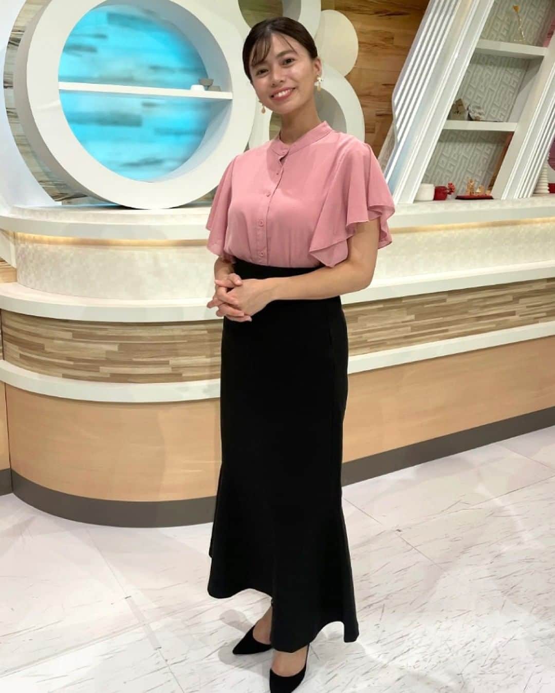 Ksbアナウンサーさんのインスタグラム写真 Ksbアナウンサーinstagram 「👗 「news Park Ksb」の衣装です。 今週