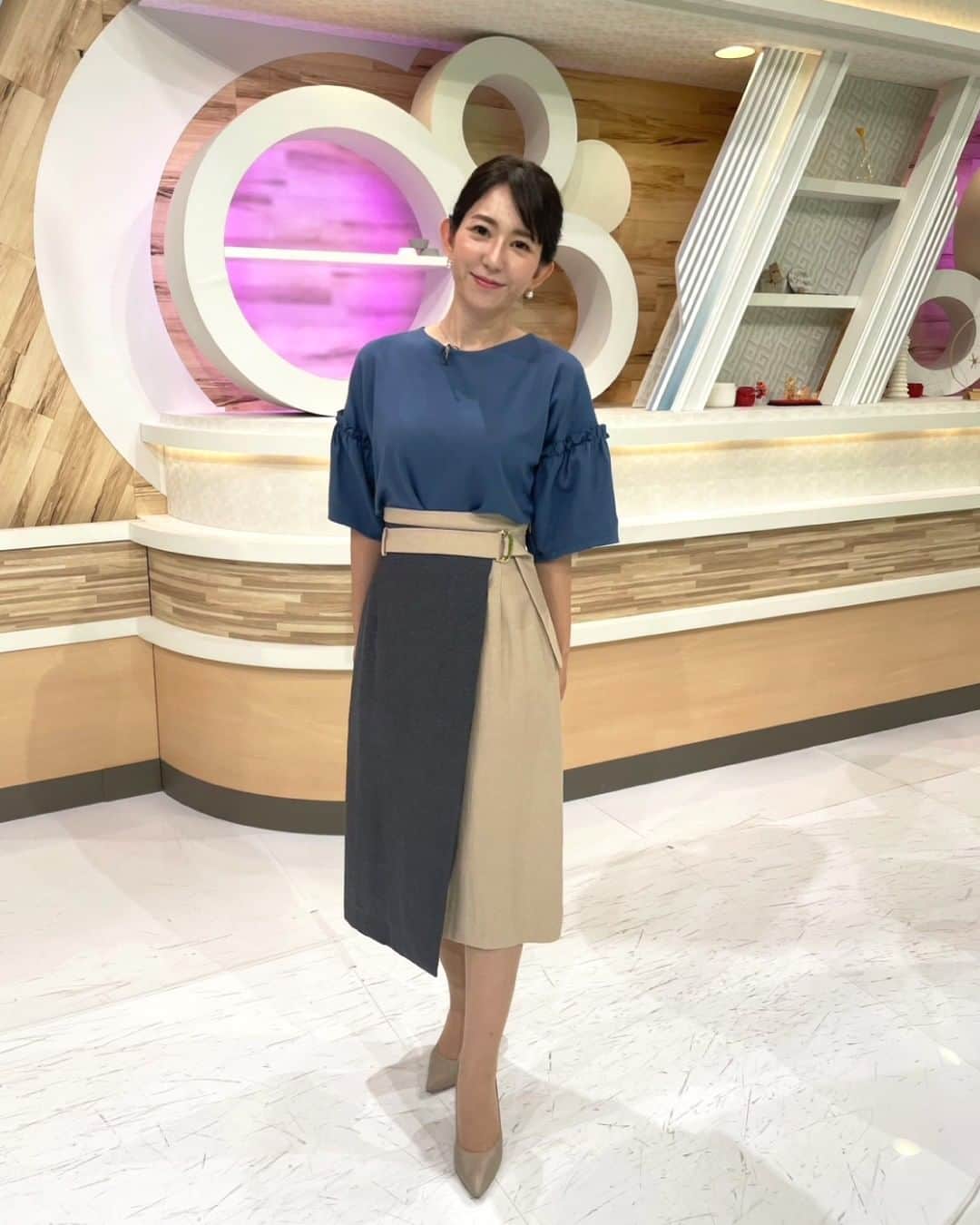 KSBアナウンサーさんのインスタグラム写真 - (KSBアナウンサーInstagram)「👗 「News Park KSB」の衣装です。 今週もよろしくお願いいたします！ ୨୧ ...