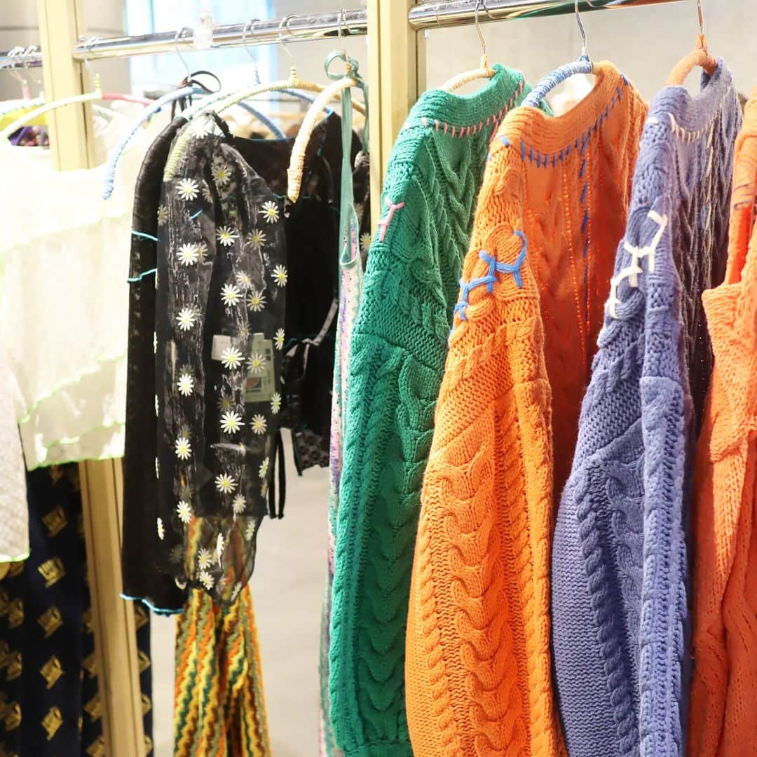 Eri Satoさんのインスタグラム写真 - (Eri SatoInstagram)「【2023 AW PAL CLOSET 展示会】 · 先日、PALGROUPのブランド合同展示会にお邪魔し ...