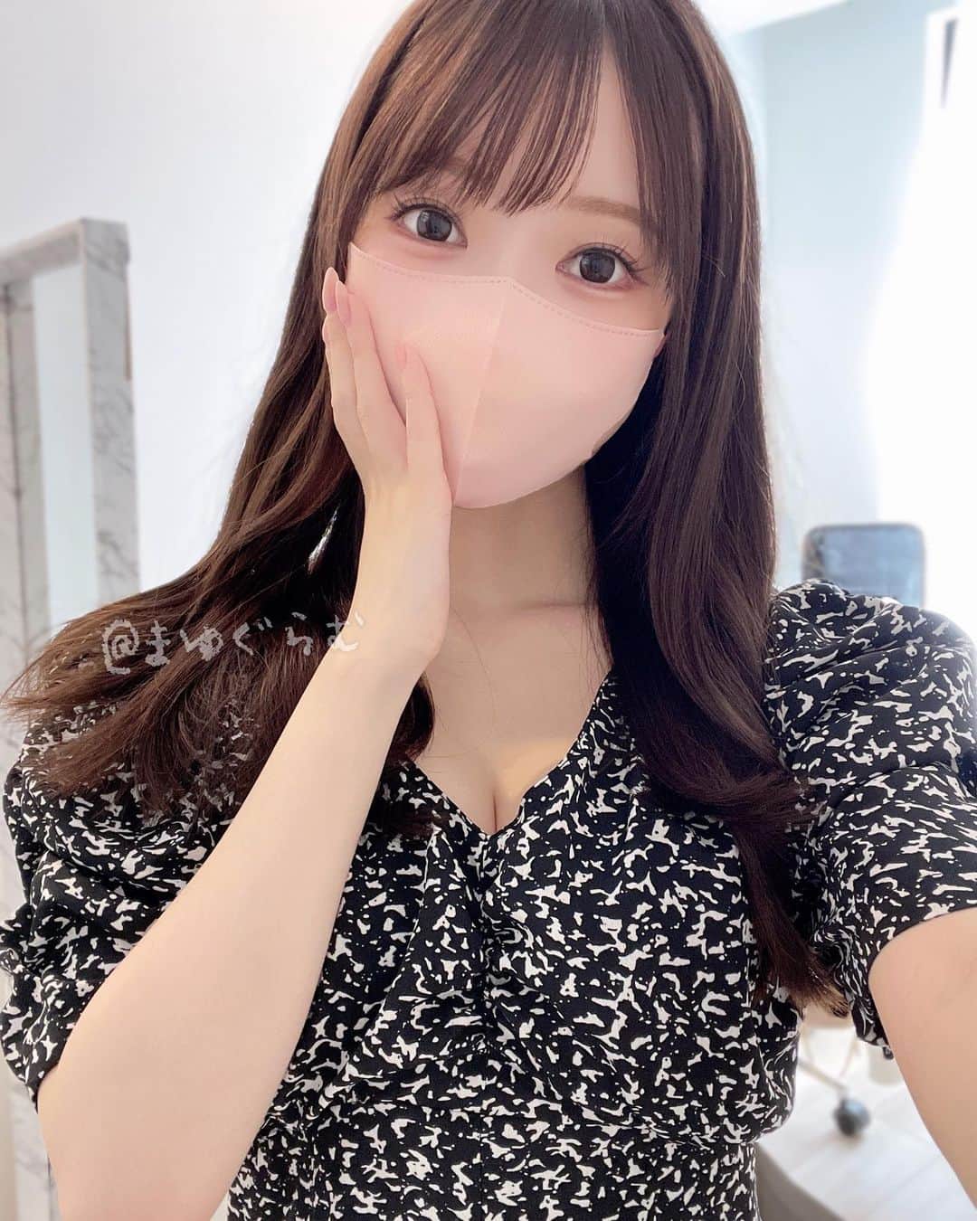 まゆぐらむさんのインスタグラム写真 - (まゆぐらむInstagram)「🌸 東京に来たママとお出かけした日の私服🗼💕 ダルメシアン柄の ...