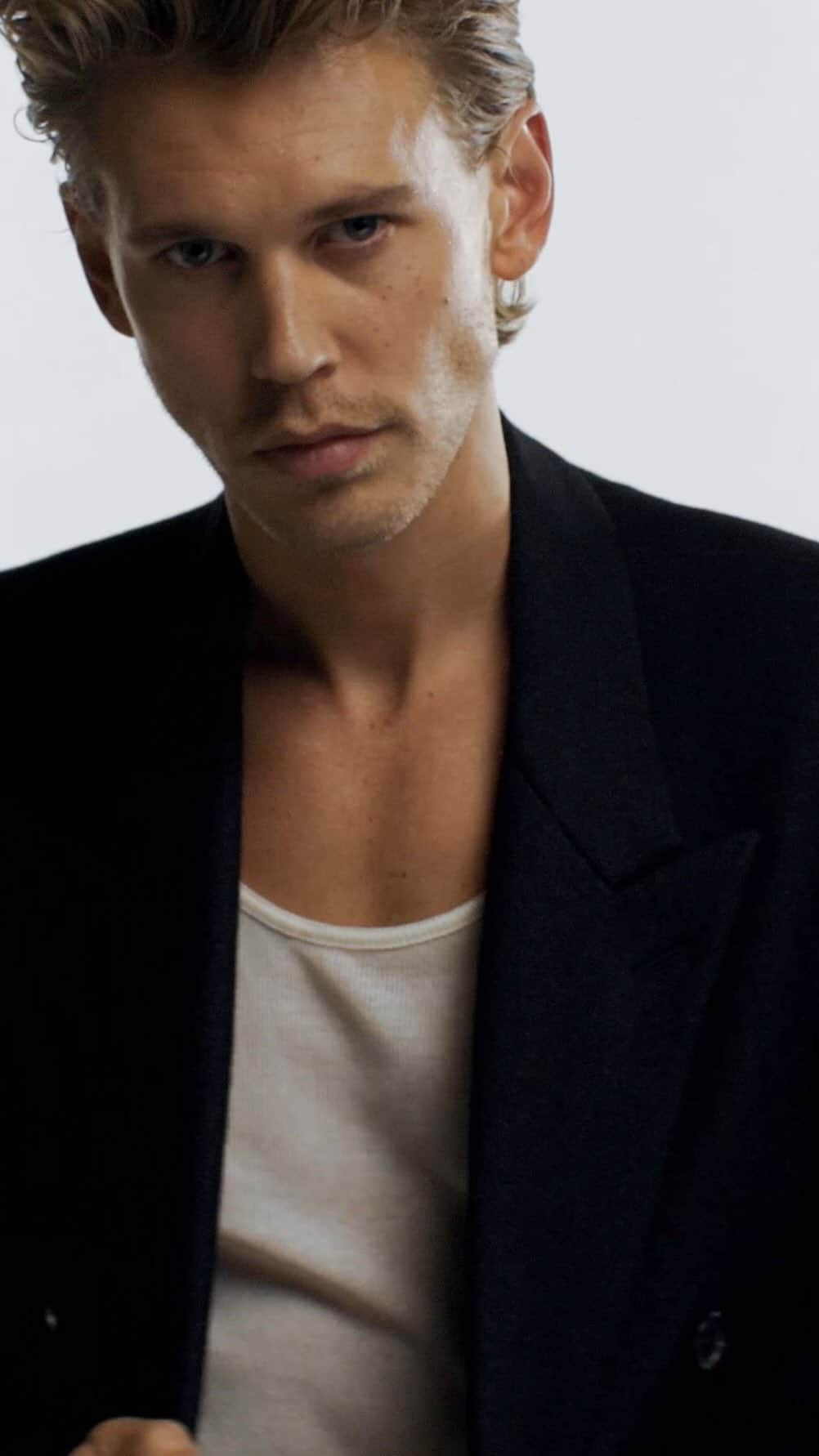 Yves Saint Laurent Beautyさんのインスタグラム動画 - (Yves Saint Laurent ...