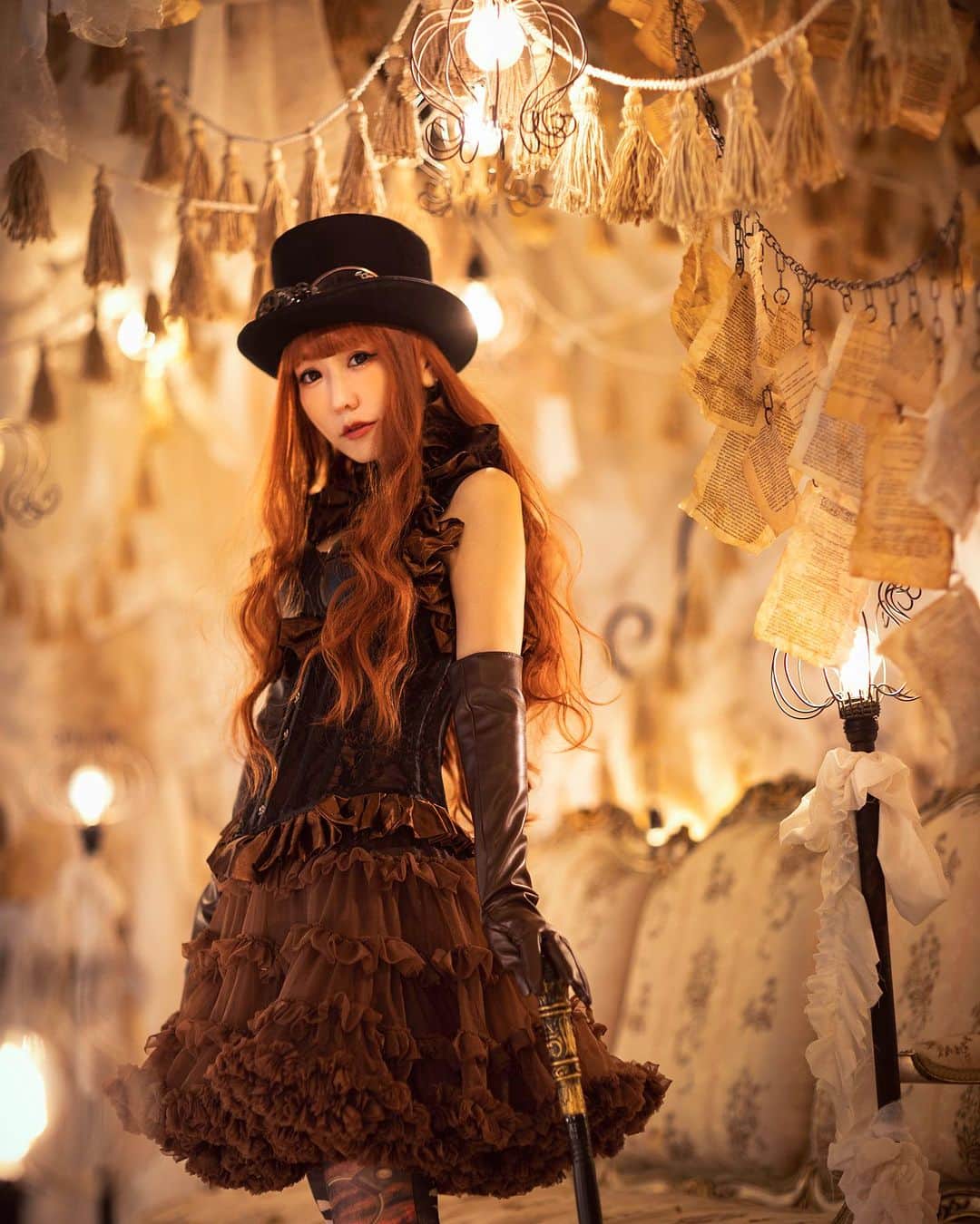 yucat（加藤有加利）さんのインスタグラム写真 - (yucat（加藤有加利）Instagram)「#コルセットの日＋#世界猫の日＝#yucat 今年もやってきました88 気付けば大量の ...