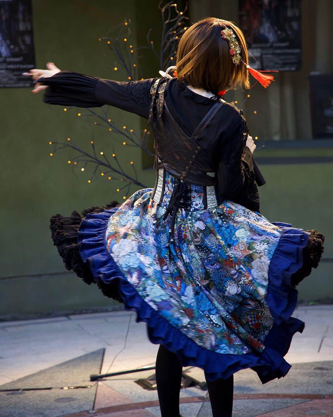 yucat（加藤有加利）さんのインスタグラム写真 - (yucat（加藤有加利）Instagram)「#コルセットの日＋#世界猫の日＝#yucat 今年もやってきました88 気付けば大量の ...