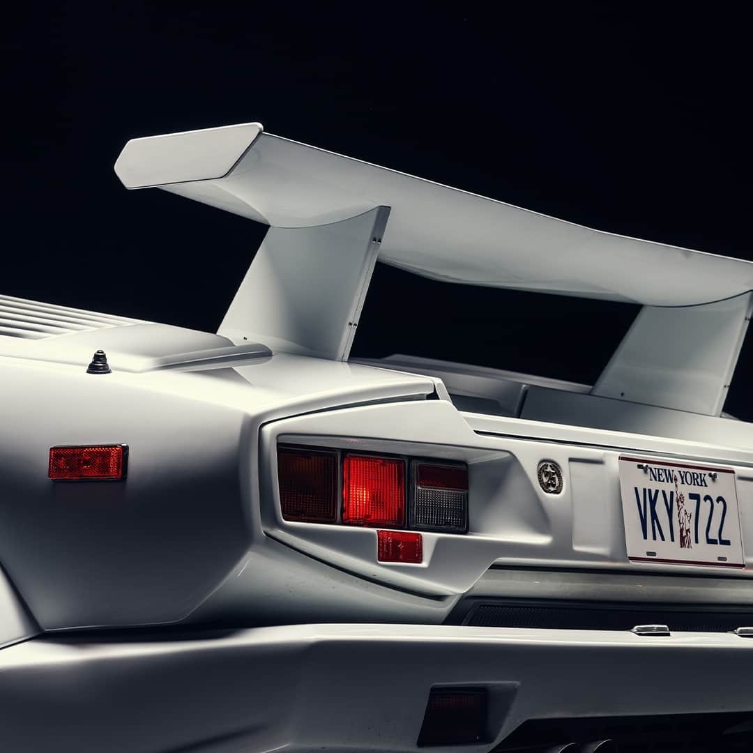 HYPEBEASTさんのインスタグラム写真 - (HYPEBEASTInstagram)「@hypedrive: While one ...