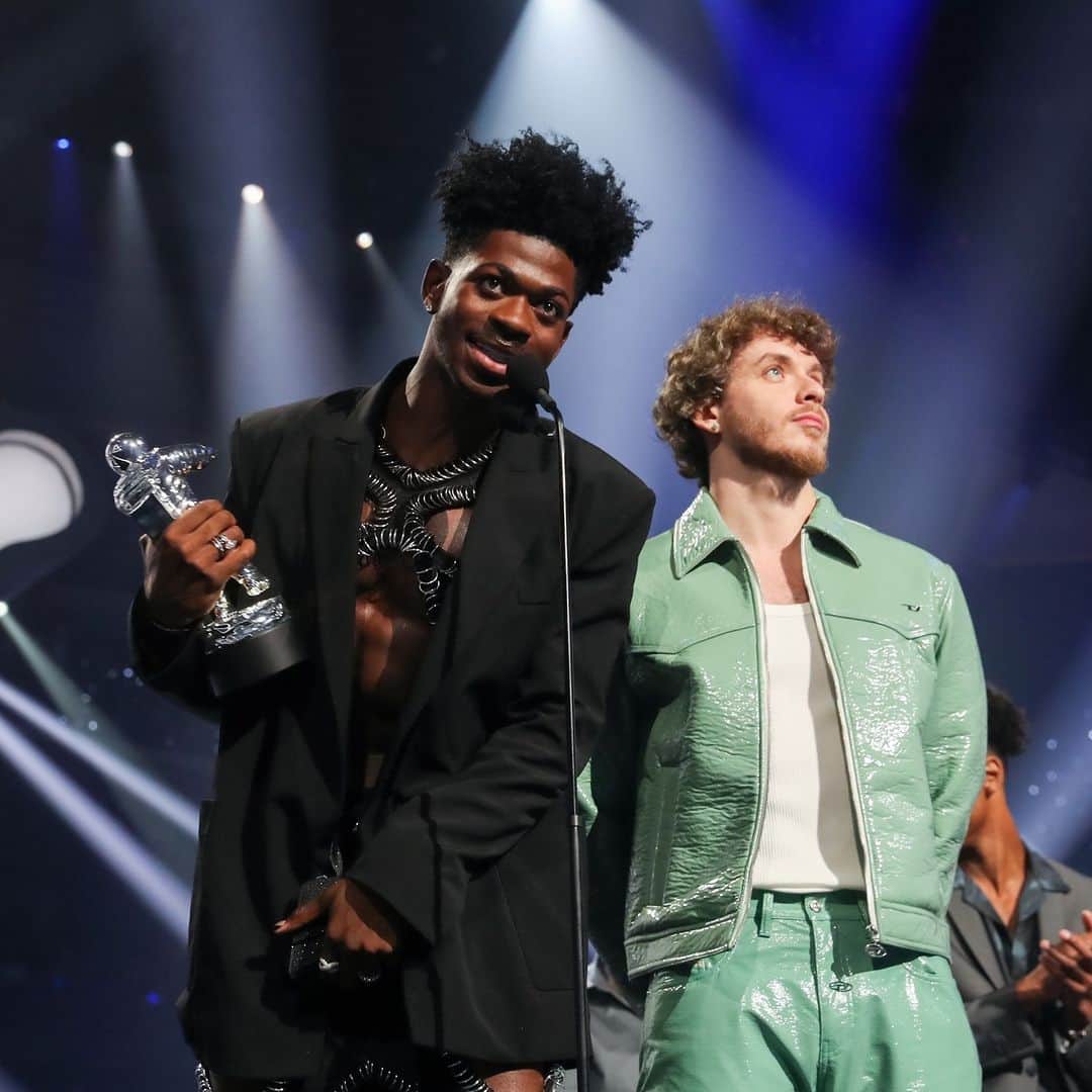 MTVさんのインスタグラム写真 - (MTVInstagram)「Oh, what's that? Voting is live for ...