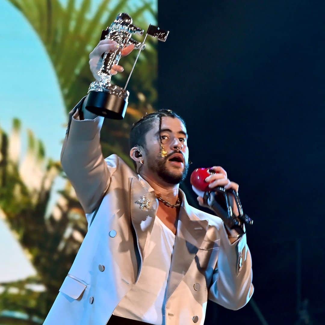 MTVさんのインスタグラム写真 - (MTVInstagram)「Oh, what's that? Voting is live for ...