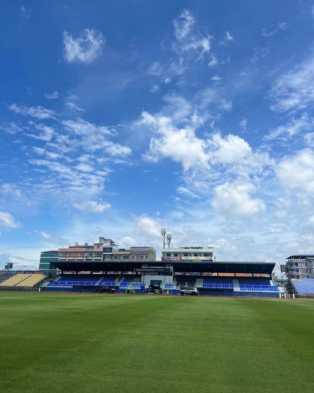 下地奨さんのインスタグラム写真 - (下地奨Instagram)「下地奨は今シーズン サムットプラカーンシティFCと 契約を結びました ...