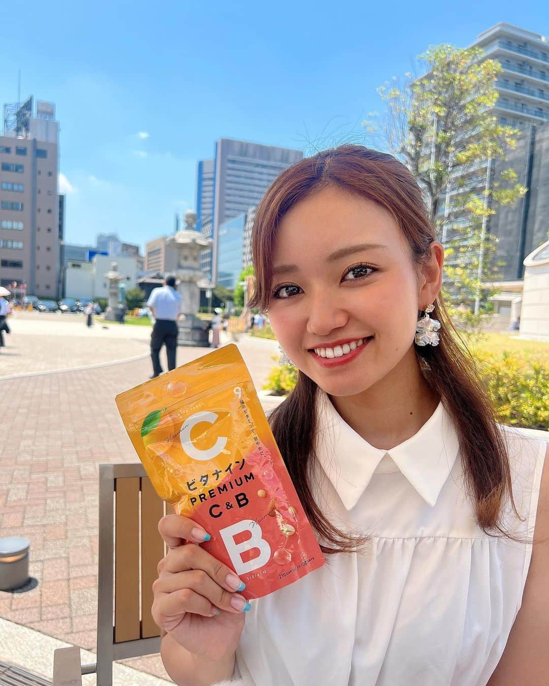 MINAMIさんのインスタグラム写真 - (MINAMIInstagram)「最近飲んでるサプリ🫶💊 ビタナイン7粒にビタミンCを約2200 ...