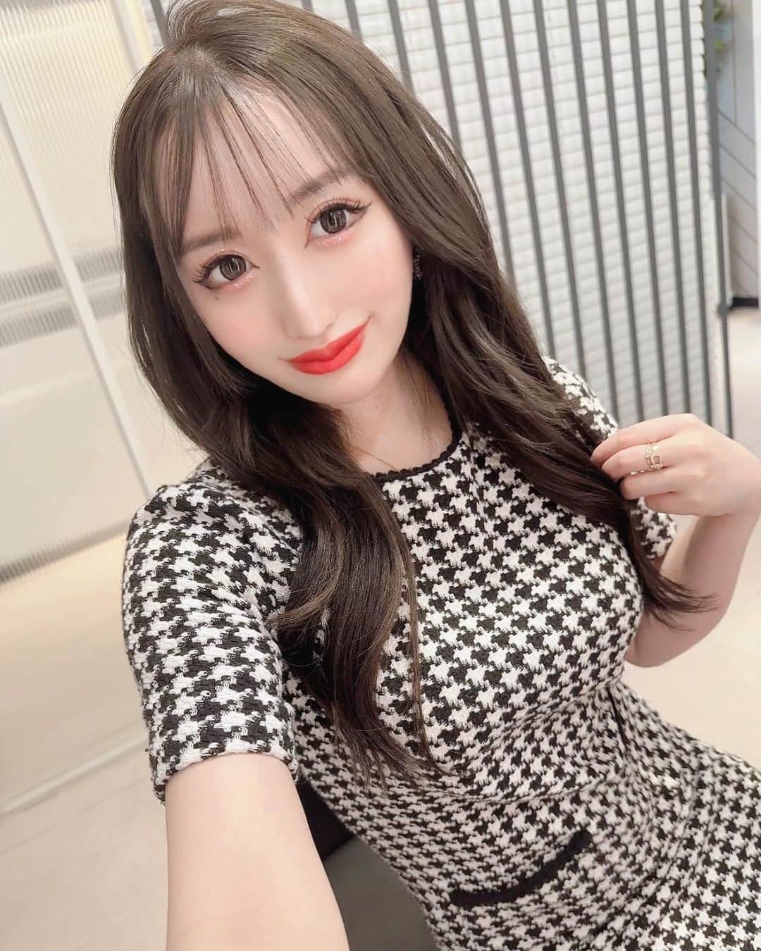 白咲えりかさんのインスタグラム写真 - (白咲えりかInstagram)「📍m labo beautysalon 毛穴の開き、肌のくすみに悩ん ...