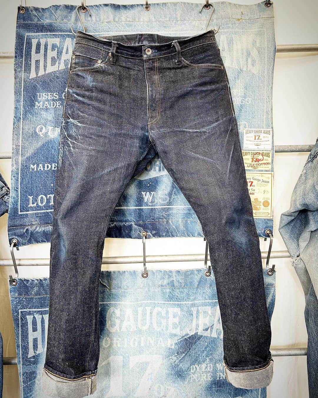 BIG JOHNさんのインスタグラム写真 - (BIG JOHNInstagram)「17oz HEAVY GAUGE SLIM JEANS 【M1801】- 001 1st wash 89日 ...
