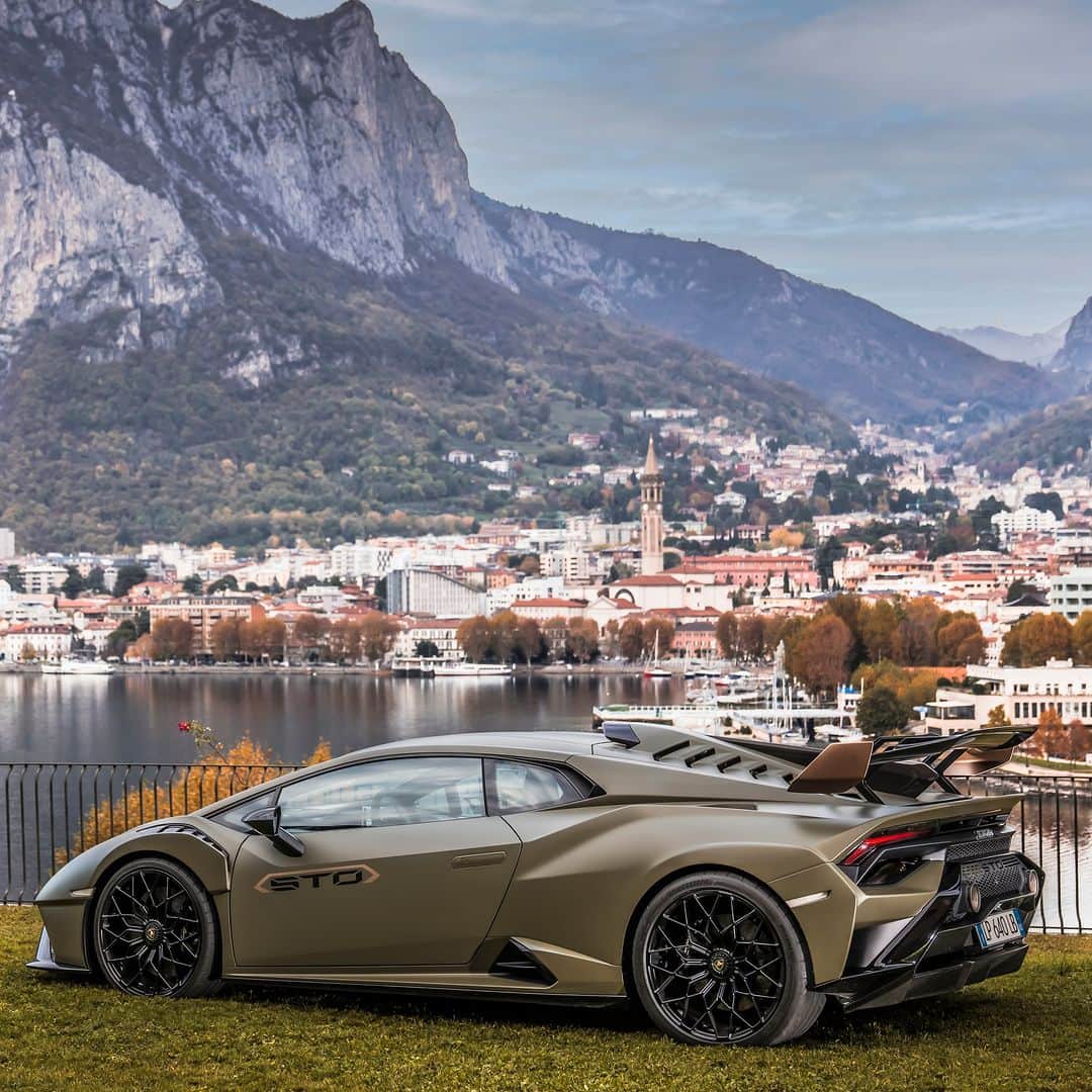 ランボルギーニさんのインスタグラム写真 - (ランボルギーニInstagram)「Huracán STO: extreme ...