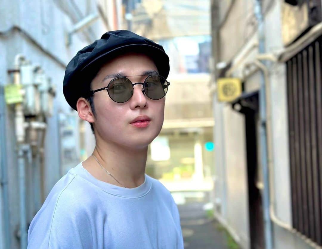 田村心さんのインスタグラム写真 - (田村心Instagram)「_ 夏はあんまり得意じゃないけれど 炎天下ラムネを仲間と飲む瞬間は 夏って ...