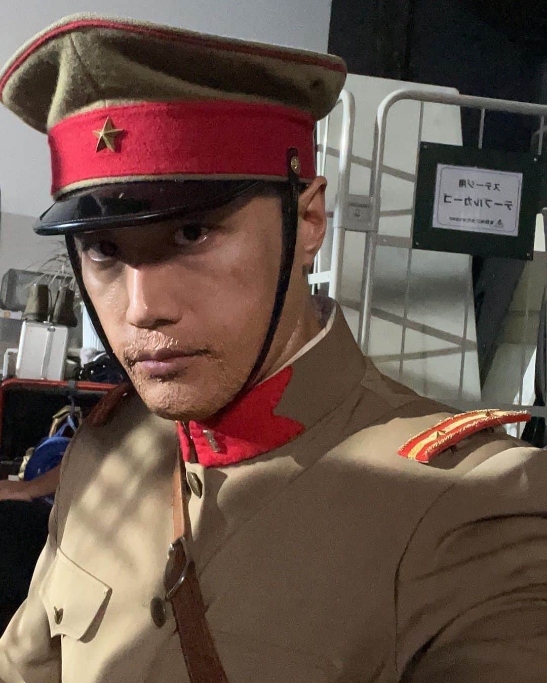 内田朝陽さんのインスタグラム写真 - (内田朝陽Instagram)「映画「リボルバーリリー」初日の今日、僕も劇場に観に行ってきました ...