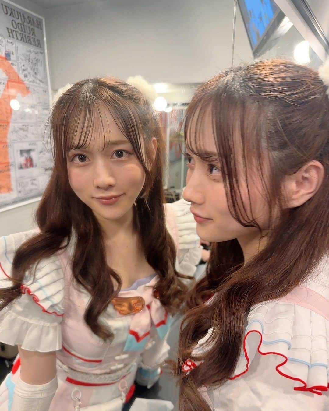 ぷうたんさんのインスタグラム写真 - (ぷうたんInstagram)「どっちがすきなの🫣！！！」9月9日 21時22分 - puutan_318