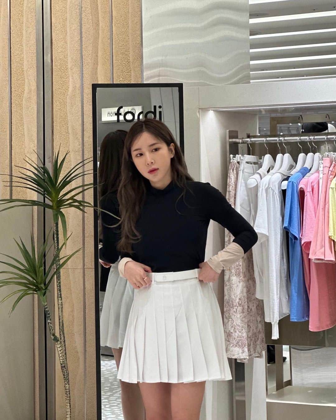 ウェイ さんのインスタグラム写真 ウェイ Instagram 「눈여겨만 보던 골프웨어 포디 Fordi Club 팝업 한다길래