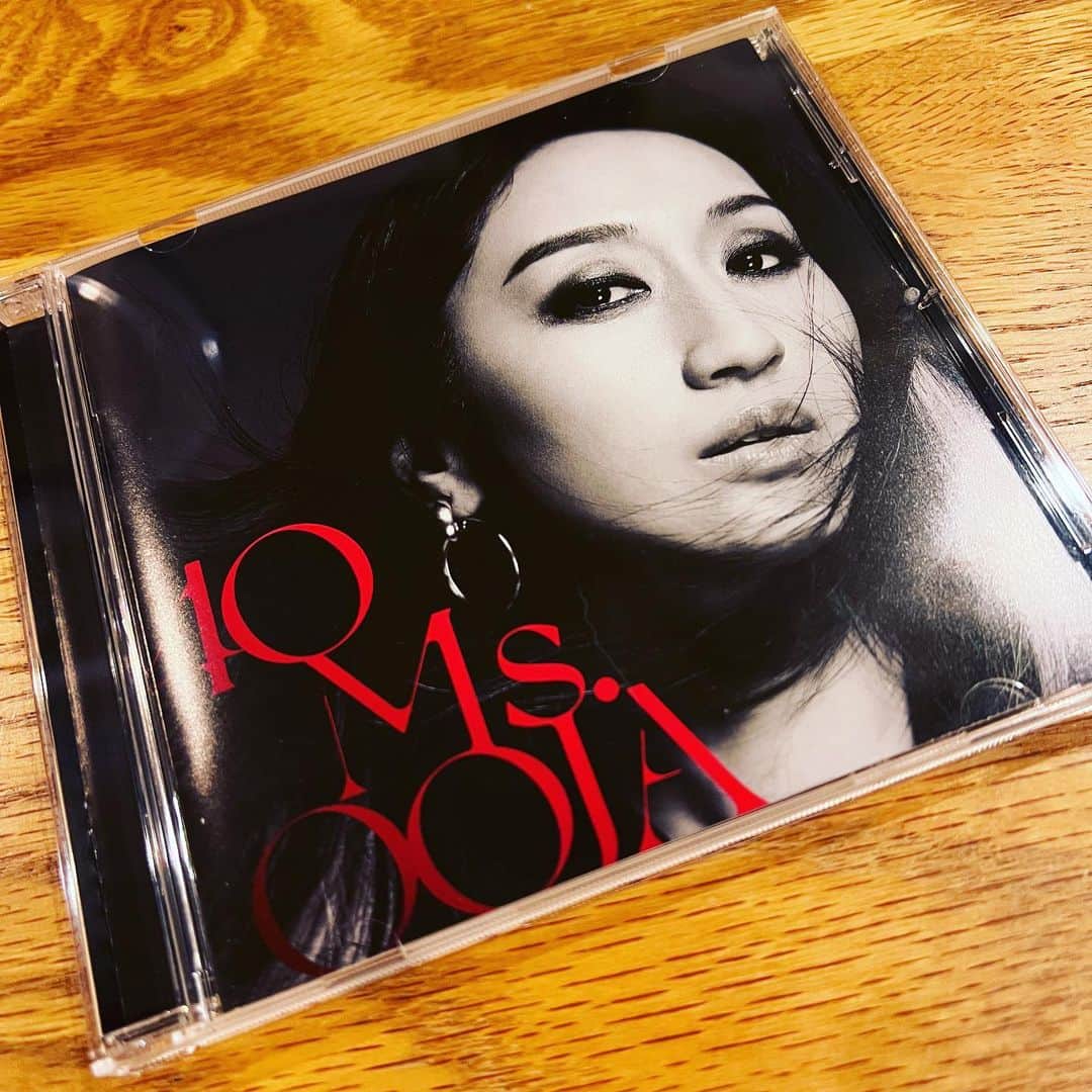 Ms.OOJAさんのインスタグラム写真 - (Ms.OOJAInstagram)「NEW ALBUM「40」リリースされました！！ ぎゅっと思いを込めた9曲。 日々を生きる私達の、言葉になら ...