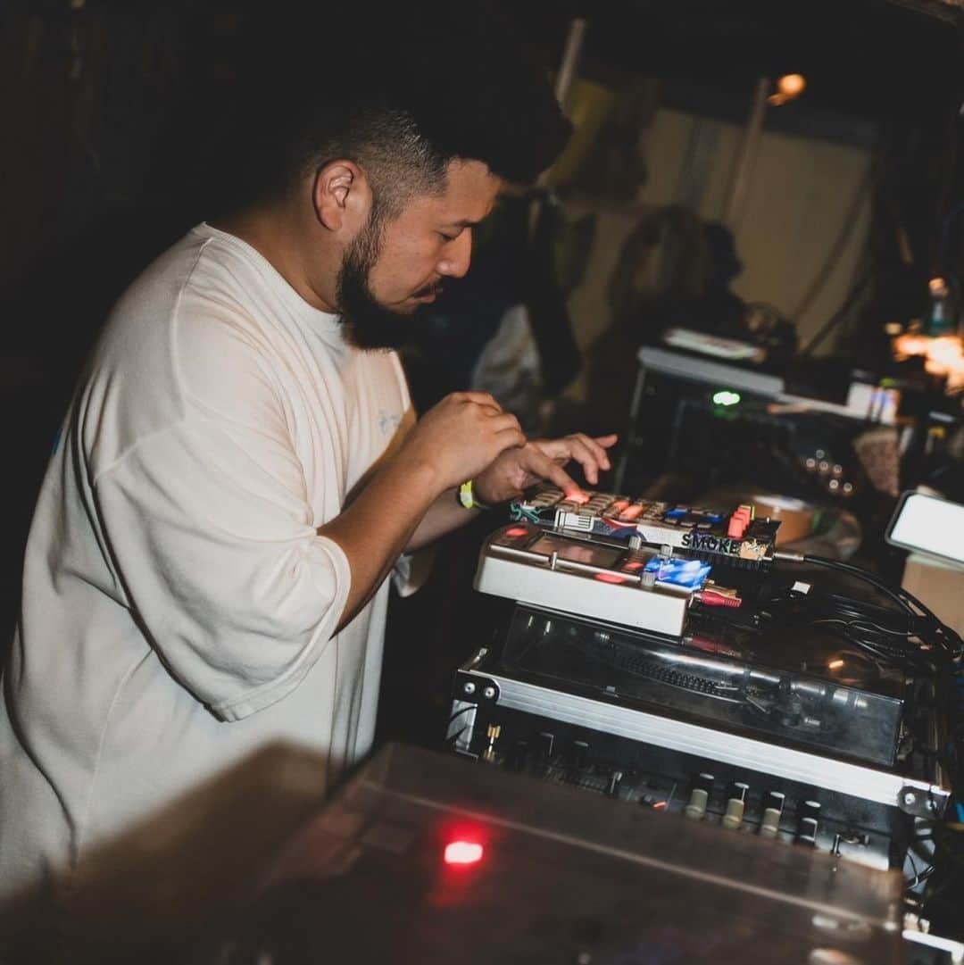 McGuffinさんのインスタグラム写真 - (McGuffinInstagram)「⚡McGuffin Street News⚡ カメラマン•OSKの写真展がKATA にて開催 ...