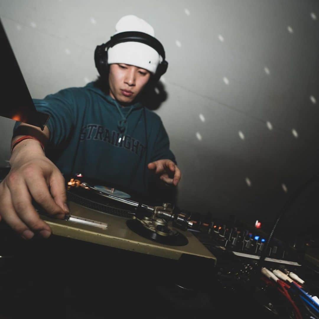 McGuffinさんのインスタグラム写真 - (McGuffinInstagram)「⚡McGuffin Street News⚡ カメラマン•OSKの写真展がKATA にて開催 ...