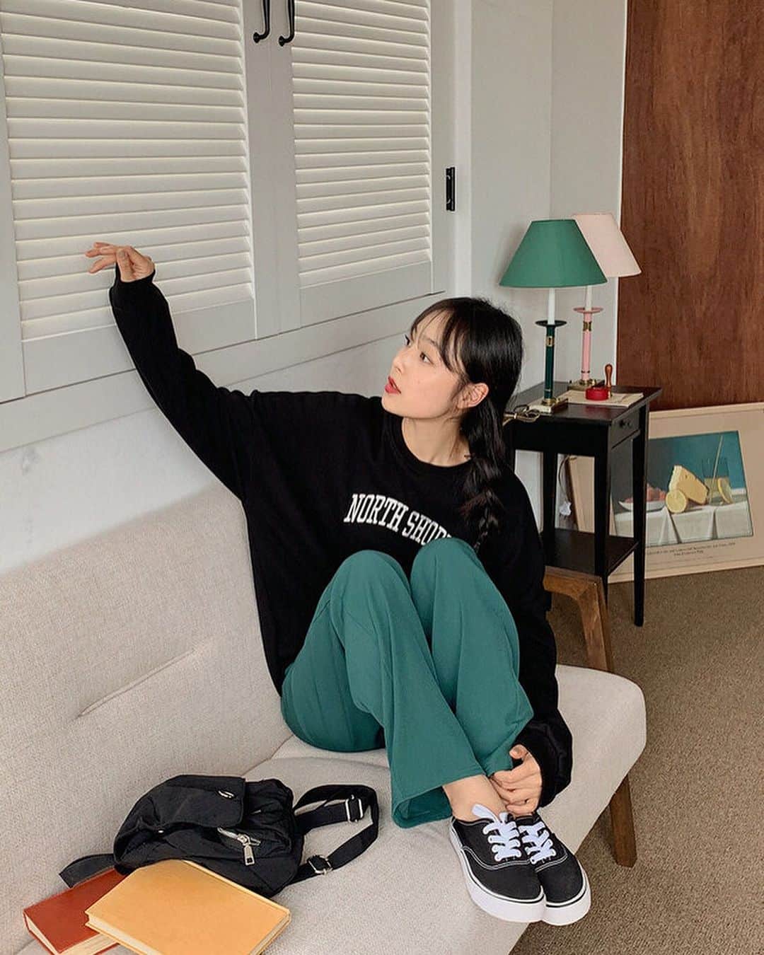 HOTPING公式アカウントさんのインスタグラム写真 - (HOTPING公式アカウントInstagram)「嬉しい7colors展開📚 カジュアルコーデから出勤コーデまで幅広く着用できる ...