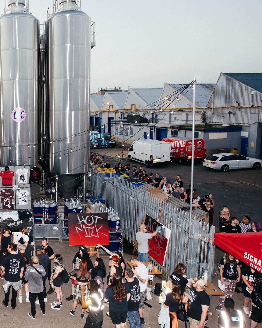 Kerrang!さんのインスタグラム写真 - (Kerrang!Instagram)「Last night Hot Milk celebrated all things A CALL TO ...